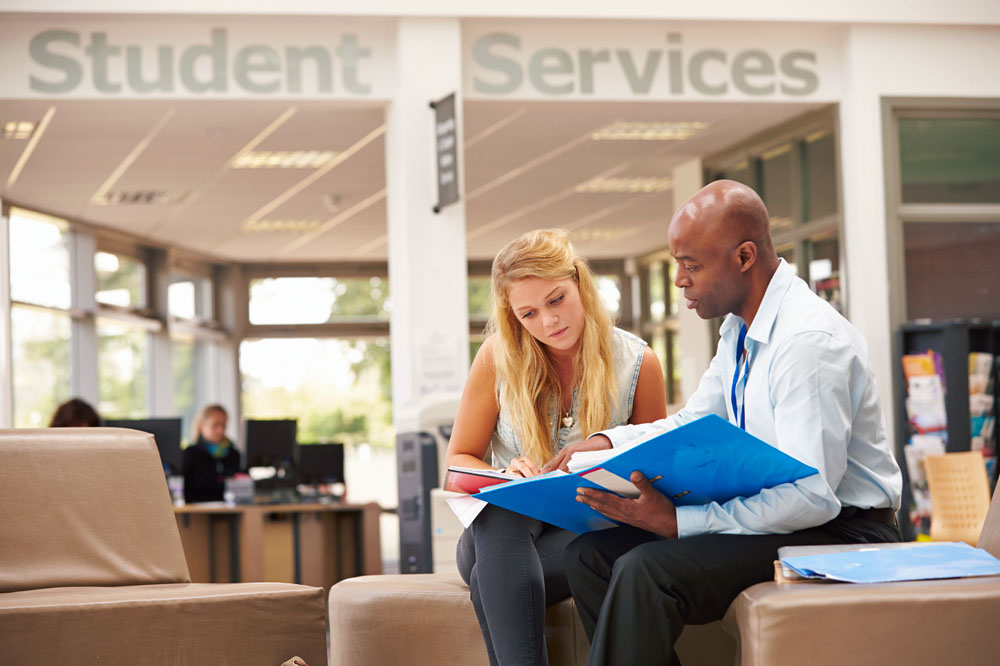 Why Students Must Connect with Faculty Beyond the Classroom ...