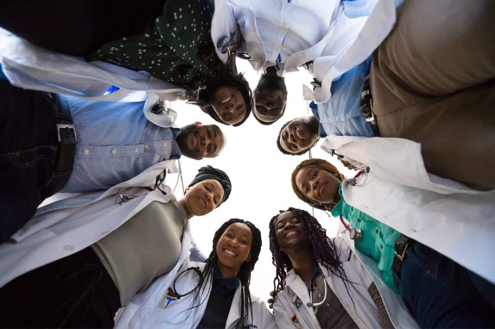 What Kind of Students are Successful in Getting into Medical School ...